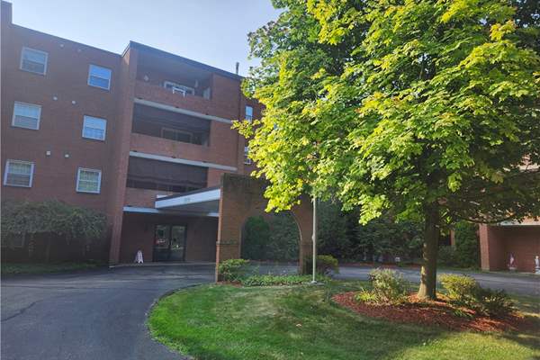 15068 Condos & Townhomes For Sale