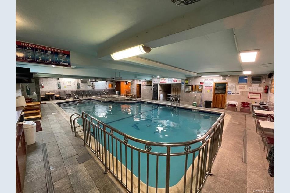 59-21 Calloway St #2U, Corona, NY 11368 - MLS H6208254 - Coldwell Banker