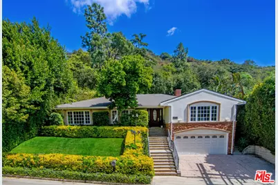 2260 Bowmont Dr, Beverly Hills, CA 90210 - MLS 25509863 - Coldwell Banker