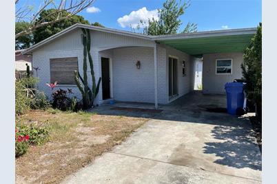 2416 Wishing Well Way, Tampa, FL 33619 - MLS T3438217 - Coldwell Banker