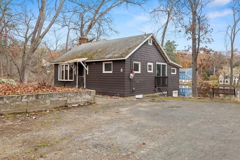 8 Johns Ave, Middleton, MA 01949 - MLS 73180393 - Coldwell Banker