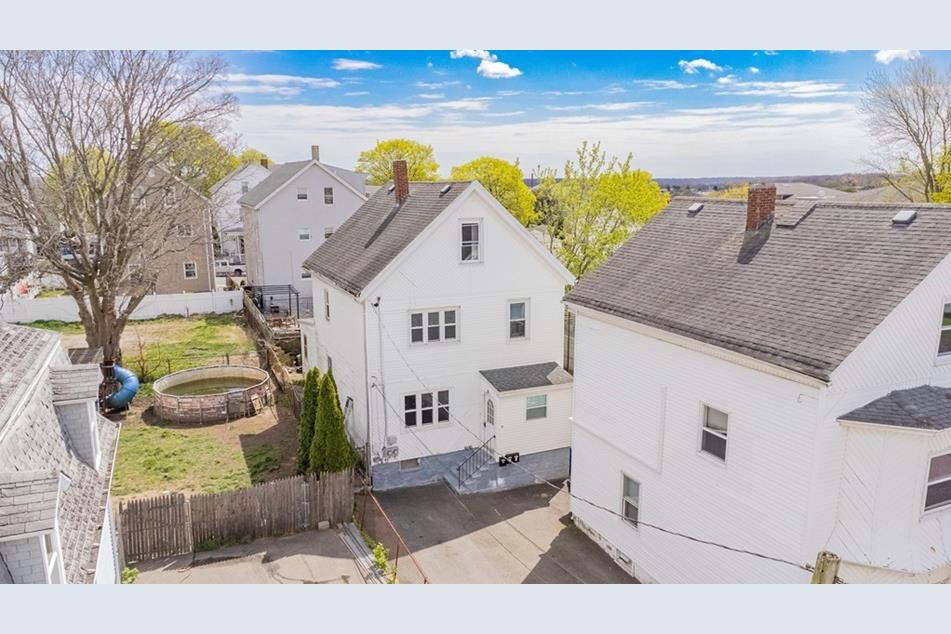 28 Lapham St, Fall River, MA 02721 - MLS 73100467 - Coldwell Banker