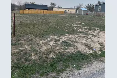 516 E Myrtle, Dublin, TX 76446 - MLS 20820692 - Coldwell Banker