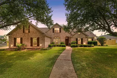 118 Royal Springs Ln, Crawford, TX 76638 - MLS 20946249 - Coldwell Banker