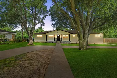 3501 Alta Vista Dr, Waco, TX 76706 - MLS 20972818 - Coldwell Banker