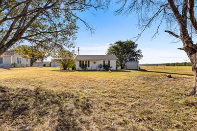709 Old Rosenthal Rd, Lorena, TX 76655 - MLS 21092537 - Coldwell Banker