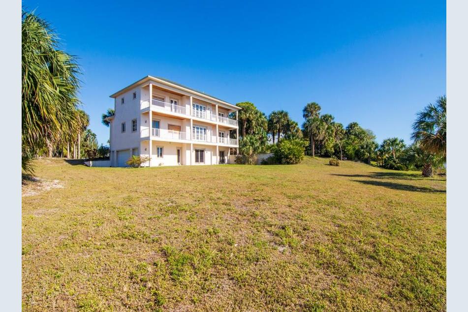 11920 SW Parson Brown Ct, Palm City, FL 34990 - MLS RX-10859680 ...