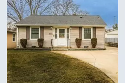 6410 39th Ave, Kenosha, WI 53142 - MLS 1908848 - Coldwell Banker