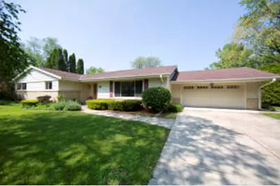 8680 North Point Dr, Fox Point, WI 53217 - MLS 1921088 - Coldwell Banker