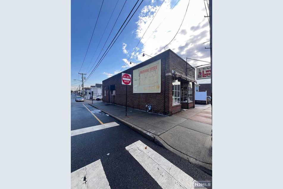 76 Jewell St, Garfield, NJ 07026 - MLS 24009025 - Coldwell Banker