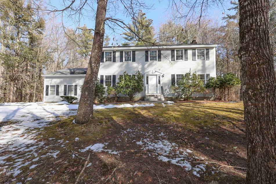 3 Colonel Daniels Dr, Bedford, NH 03110 - MLS 4985003 - Coldwell Banker