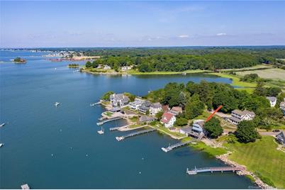 6 Halls Point Rd, Branford, CT 06405 - MLS 170296955 - Coldwell Banker