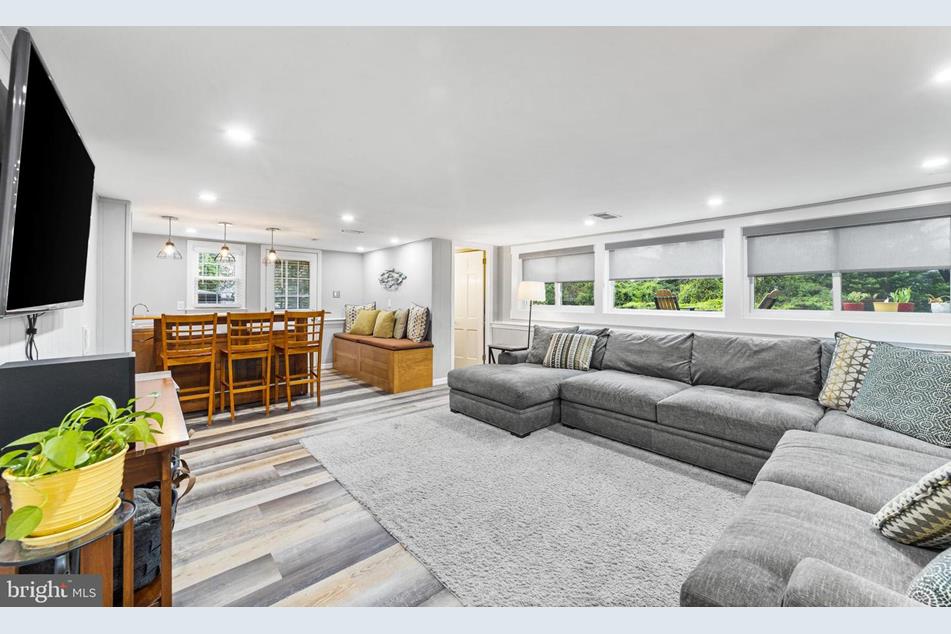 424 Burning Tree Rd, Cherry Hill, NJ 08034 - MLS NJCD2065236 - Coldwell ...