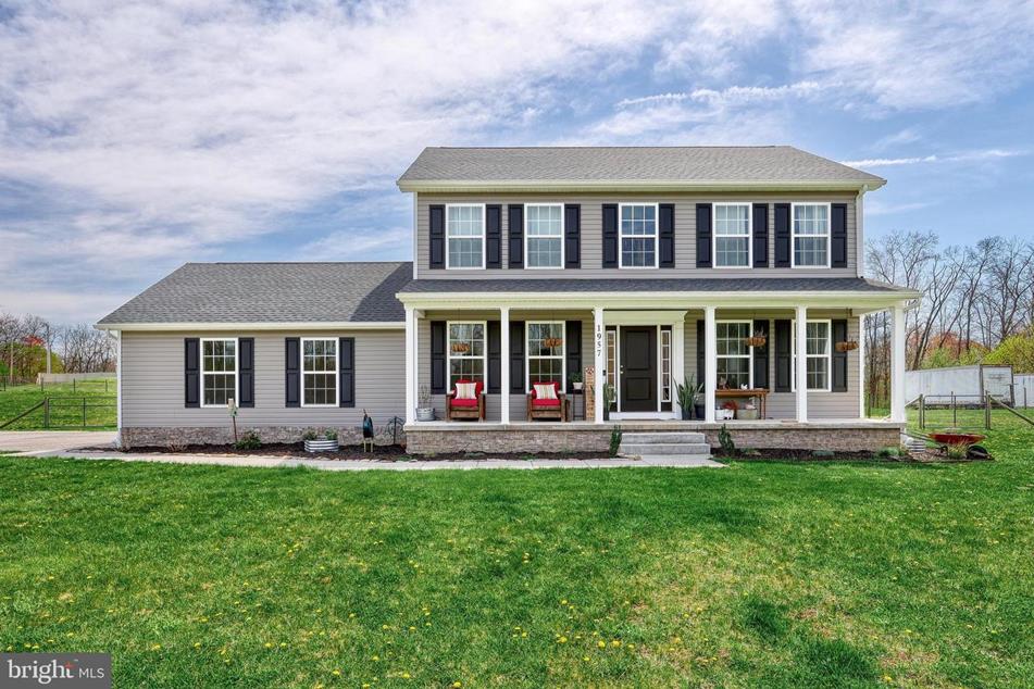 1957 Hunterstown Hampton Rd, New Oxford, PA 17350 - MLS PAAD2012668 ...