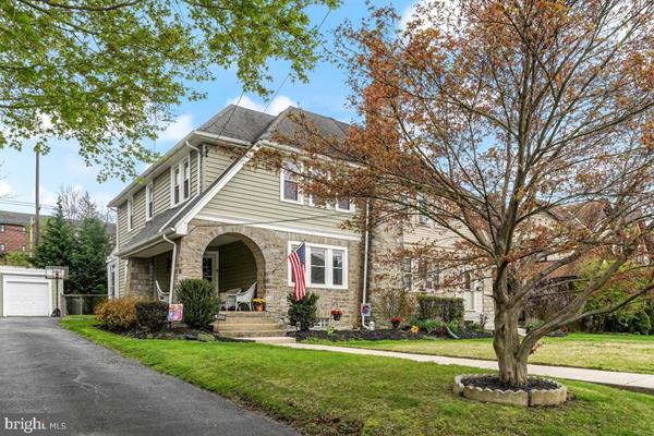 4368 Woodland Ave, Drexel Hill, PA 19026 - MLS PADE2064554 - Coldwell ...