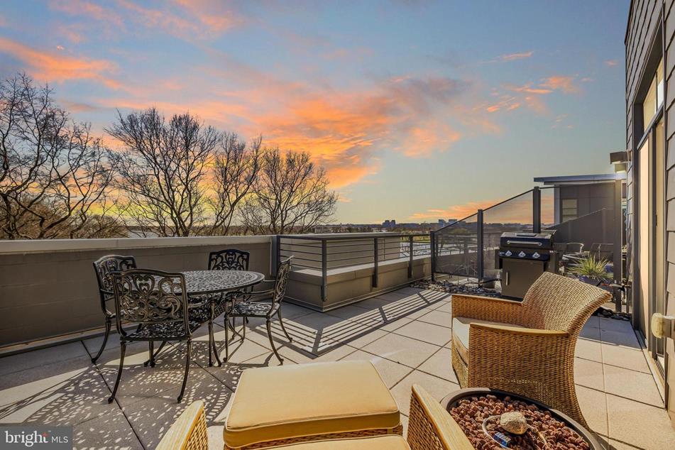 525 Water St SW #417, Washington, DC 20024 - MLS DCDC2131760 - Coldwell ...