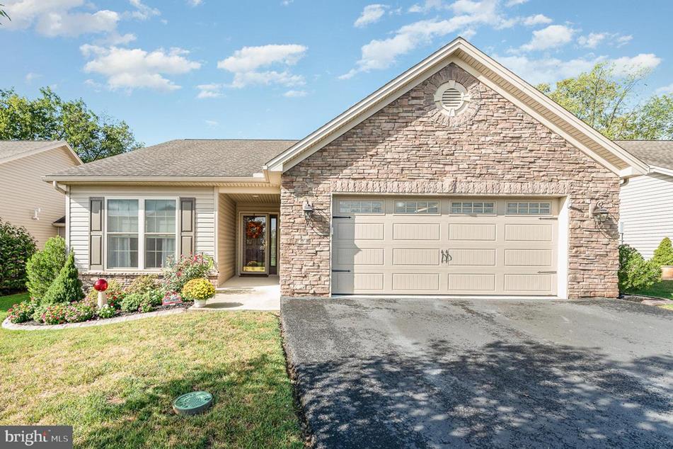 103 Thorncroft Dr, Mechanicsburg, PA 17050 - MLS PACB2024290 - Coldwell ...