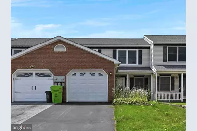 373 Acorn Cir, Lebanon, PA 17042 - MLS PALN2021784 - Coldwell Banker